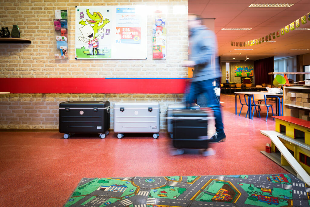 Guide : Comment bien choisir sa classe mobile tablettes ? - Advantice